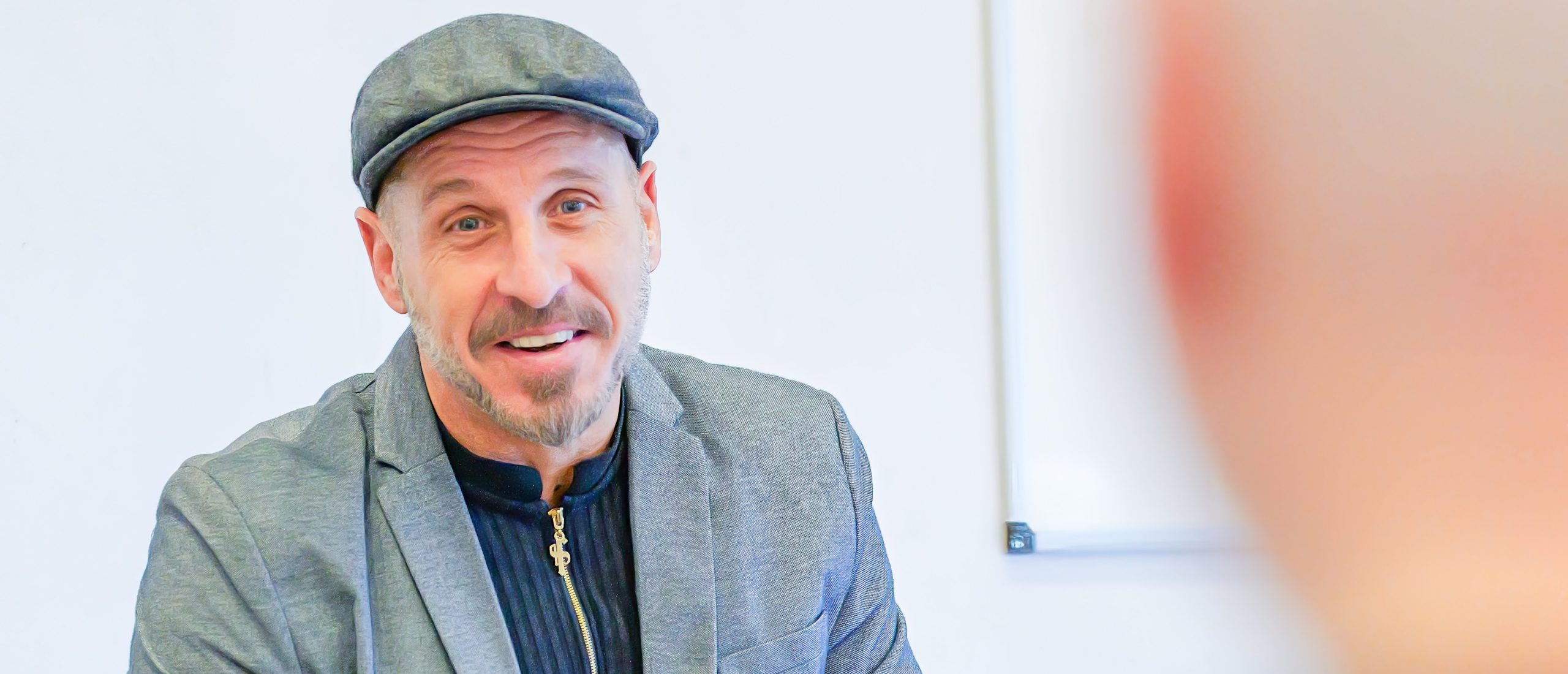 Darren Huckerby visits the Extra Time programme | Norwich City ...