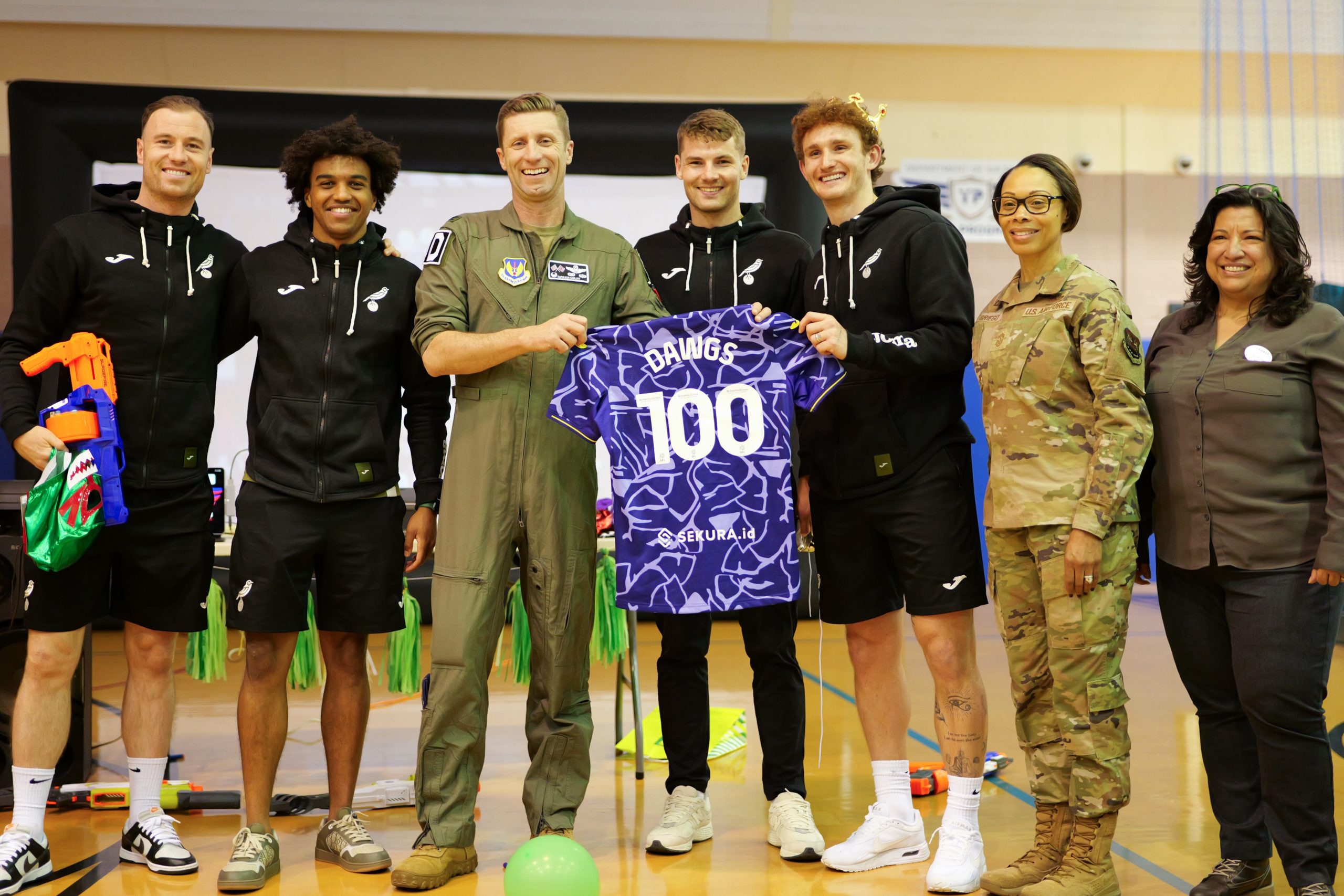 City players visit RAF Mildenhall Youth Programme | Norwich City ...